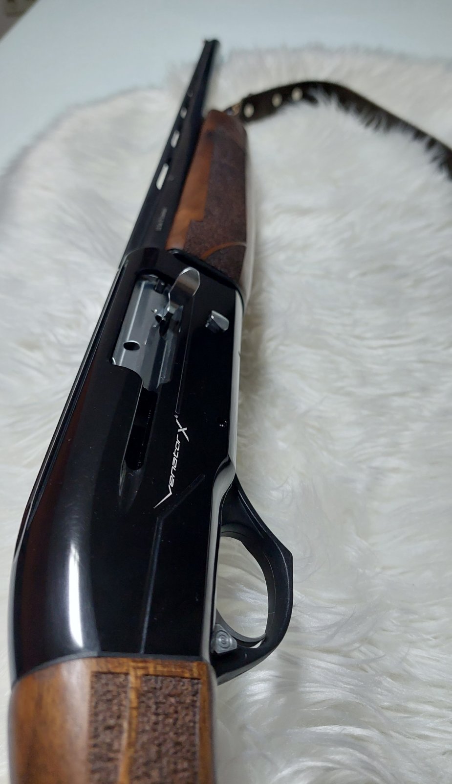 Khan Arms Venator X, petometka i odijelo Percusion zimsko