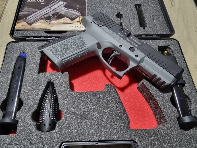 Pistolj FXS 9 9x19